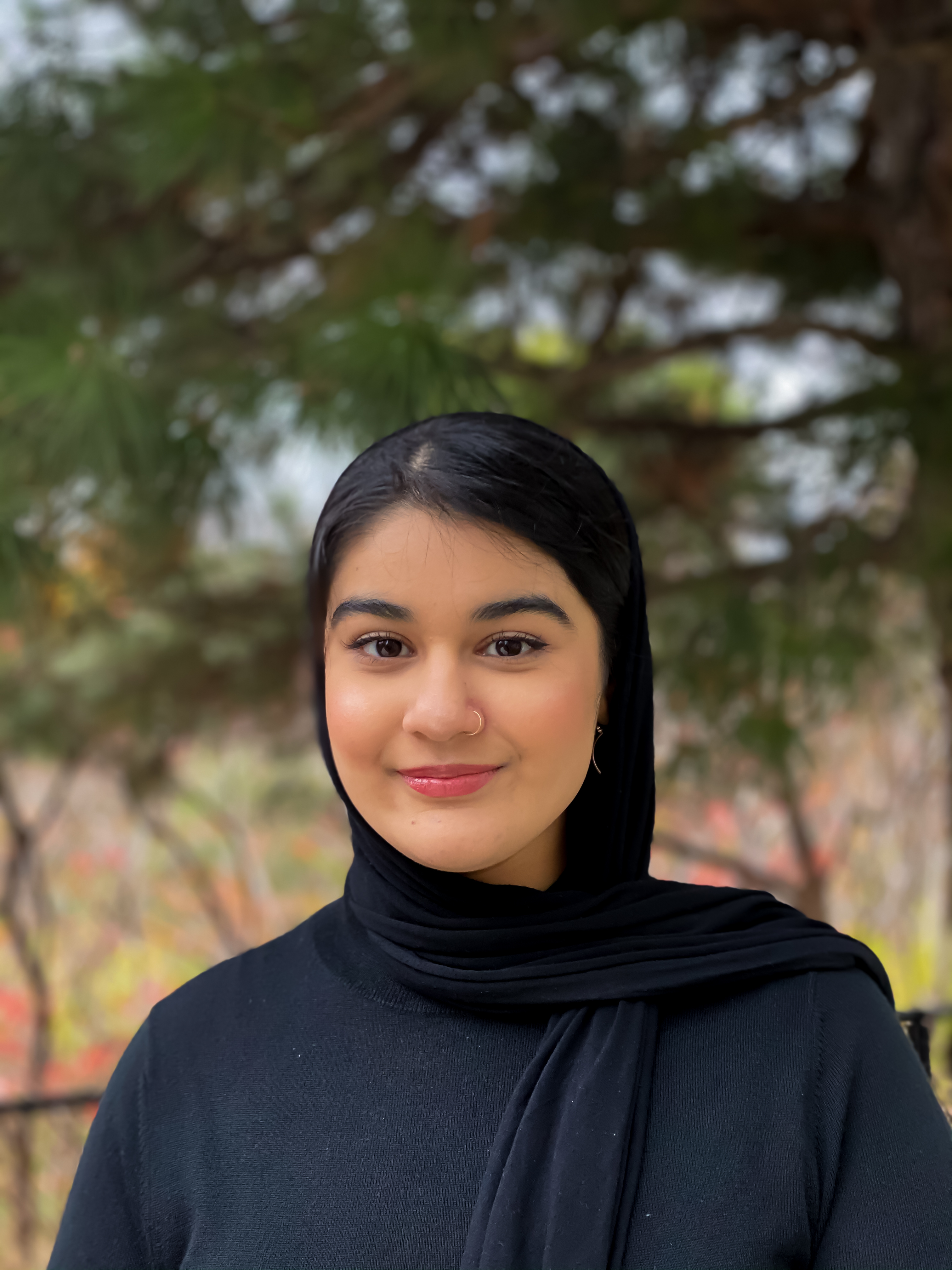 Abeer Khan – Journalist, storyteller and graphic designer